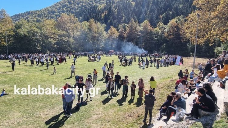 PHOTOS – Πλήθος κόσμου στην 14η Γιορτή Κάστανου στην Καστανιά ...