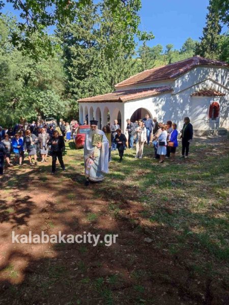 Βασιλική: Τελέστηκε η Θεία Λειτουργία στο εξωκλήσι του Αγίου Αθανασίου ...