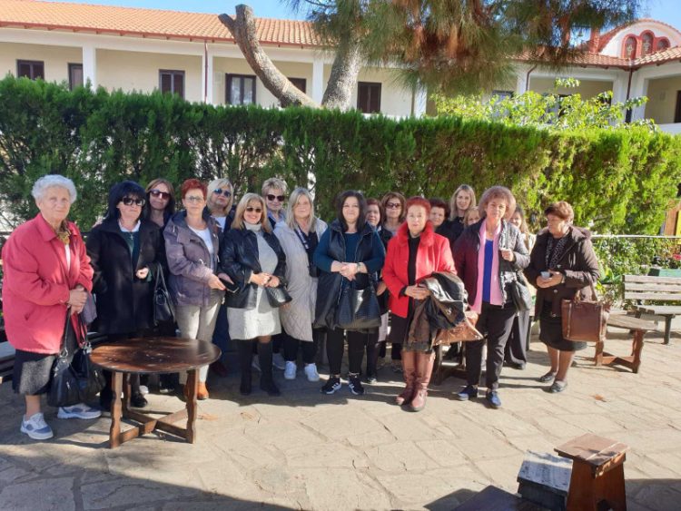 Όμορφες στιγμές στην εκδρομή του Μορφωτικού και Πολιτιστικού Συλλόγου ...