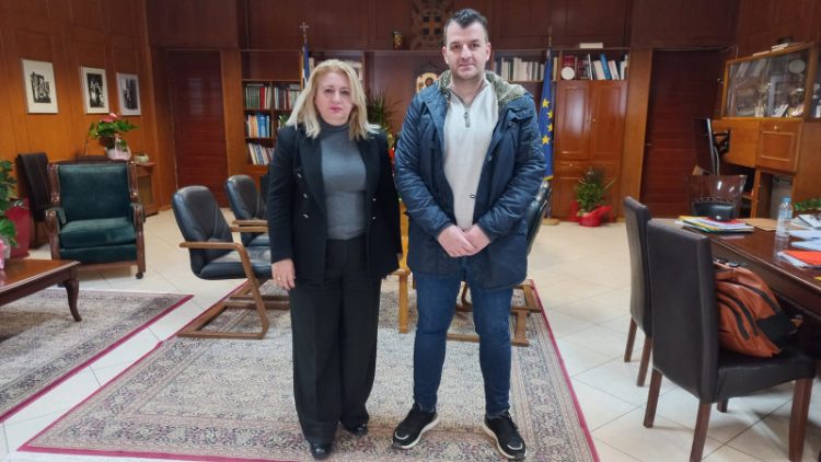 Στην Χρύσα Ντιντή ο πρόεδρος Αμπελοχωρίου Σάκης Νικογιάννης για τα ...